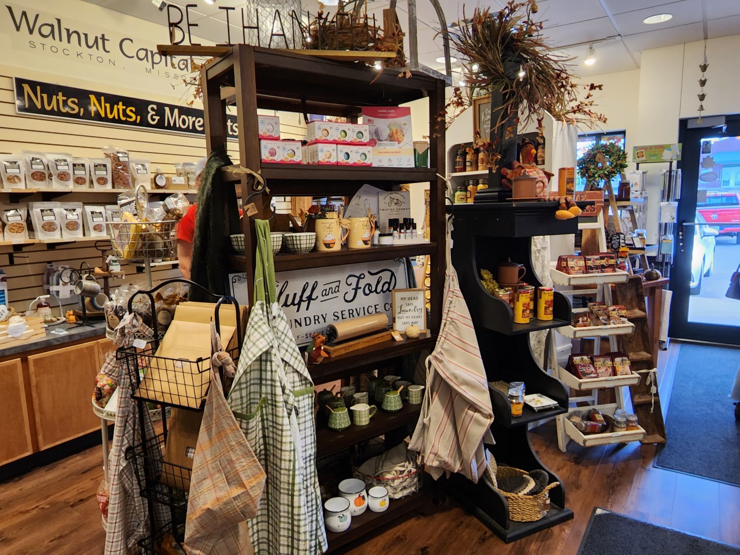 Shopping guide for Stockton Lake area – Mutton Creek Getaway